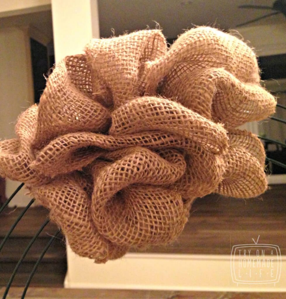 Burlap Wreath Tutorial – HomeMade